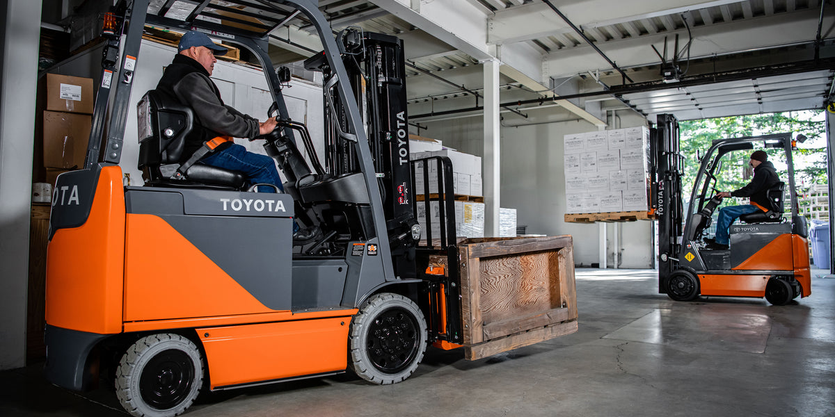 Material Handling Equipment Acquisition and Economic Fleet Management