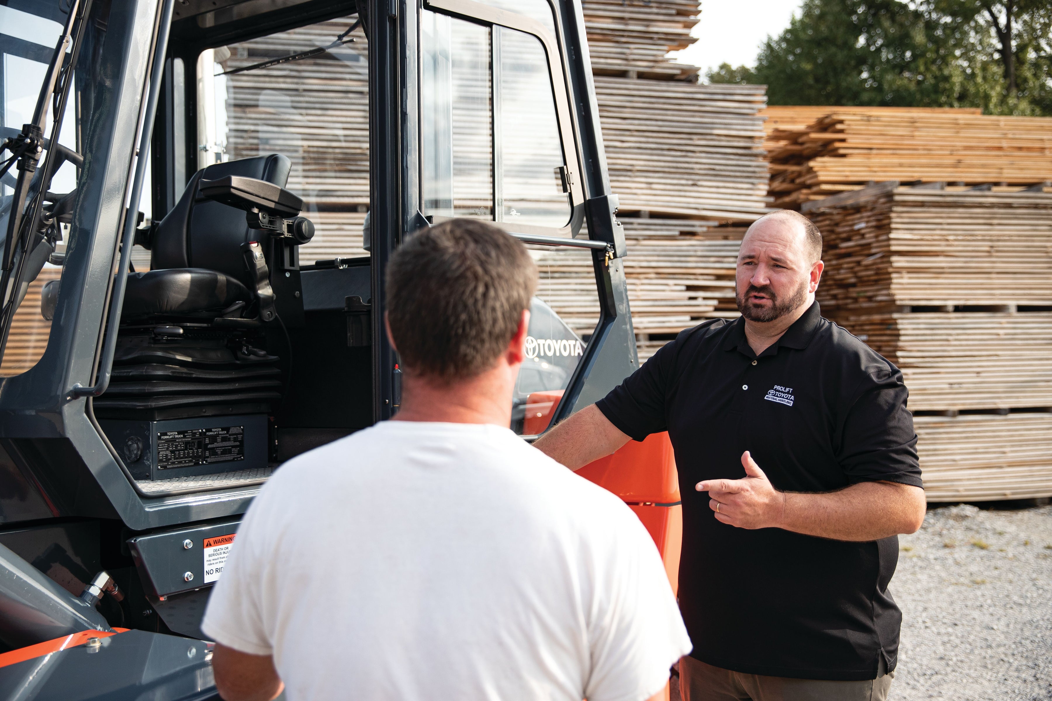 What Should Employees Know About Materials Handling?