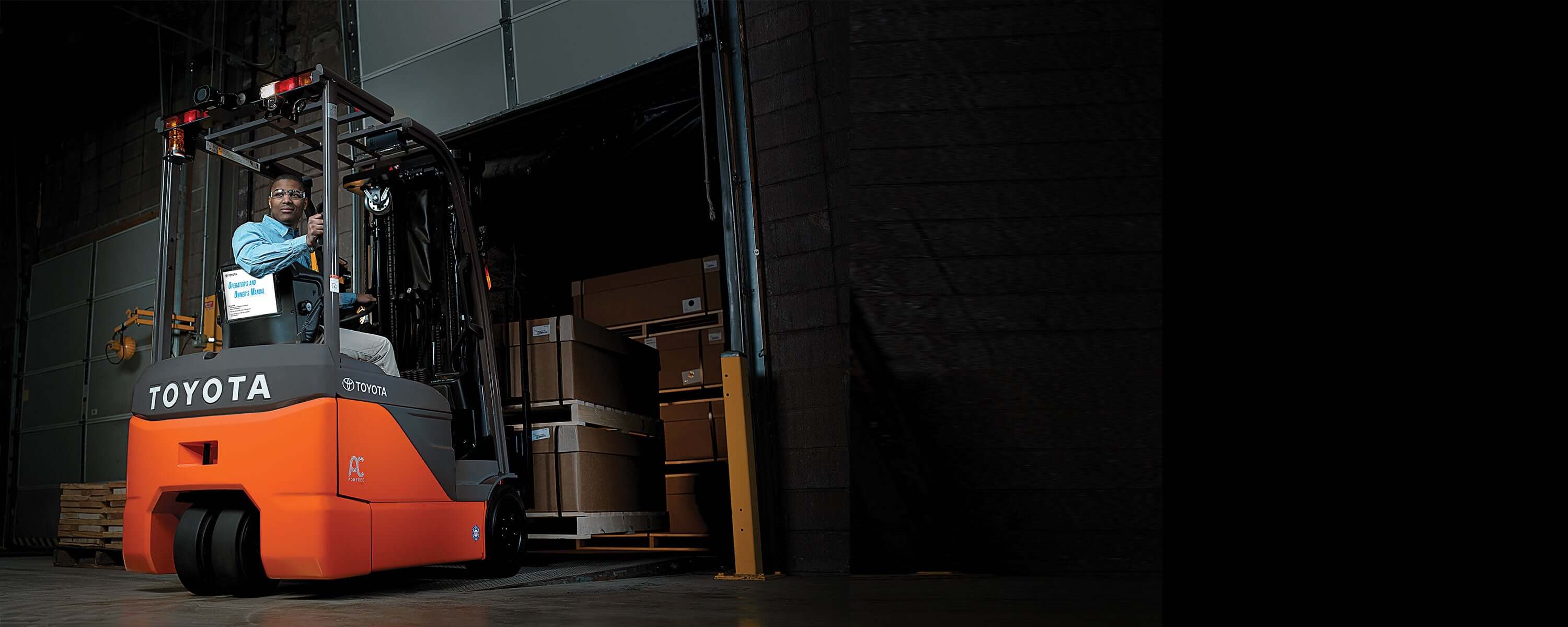 Liftow | Canada’s #1 Toyota Forklift Dealer – Sales, Rentals & Service